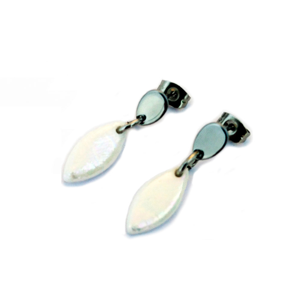 Øreringe Simple Luxury White Pearl Drop – Weinreich-Design